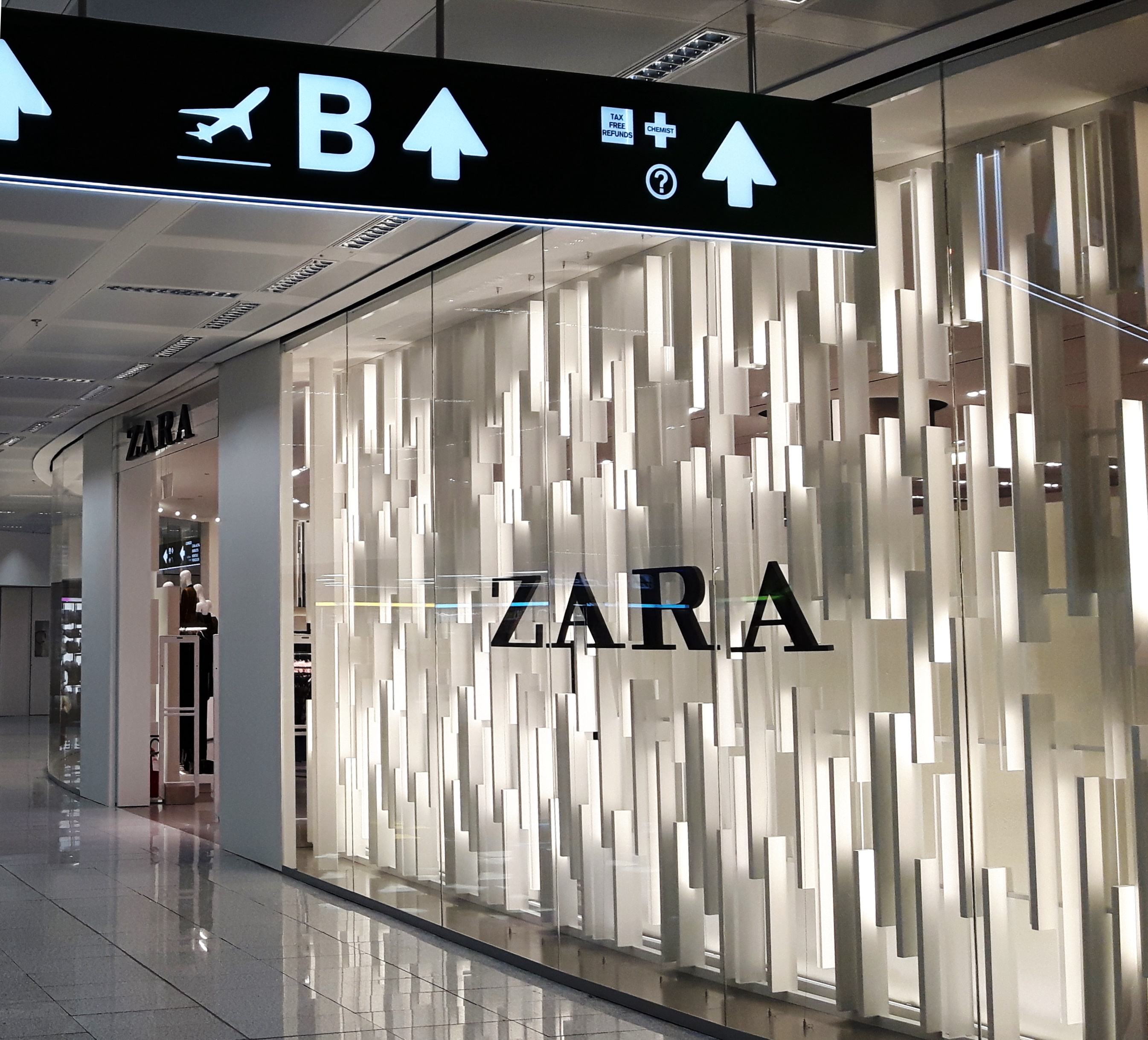 Zara opens largest European airport store at Milan Malpensa : The ...