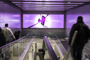 Head-on impact: JCDecaux launches ‘Motion Showcase’ at Heathrow Terminal 3 : The Moodie Davitt ...