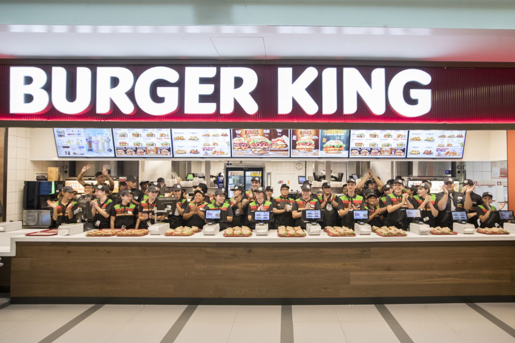 Areas opens largest Burger King in Spain at Barcelona–El Prat : The ...