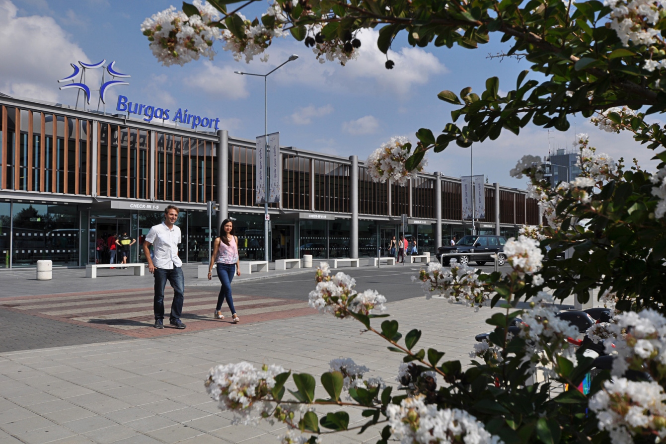 Varna and Burgas airports launch tender for entire airside commercial ...