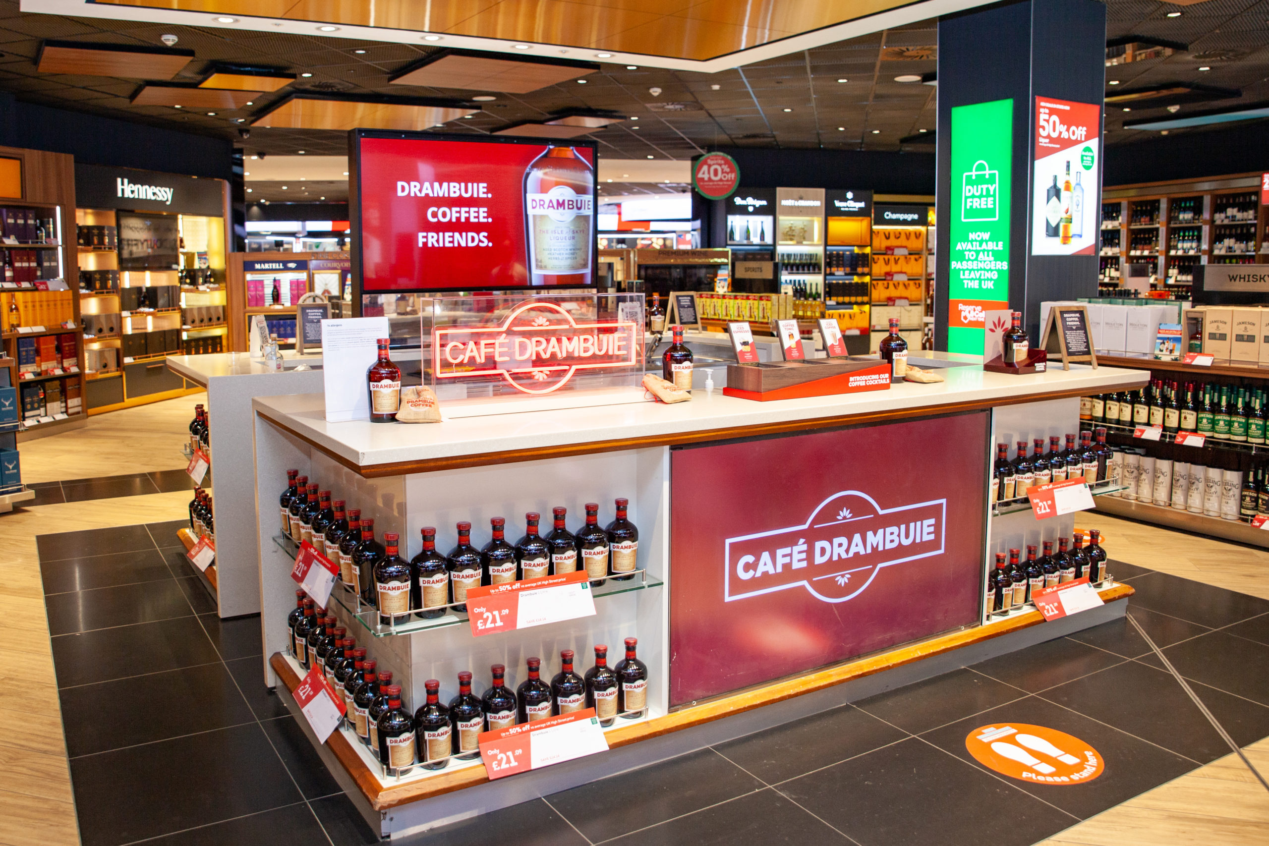 Coffee with a whisky twist: Drambuie and Dufry launch café activation ...