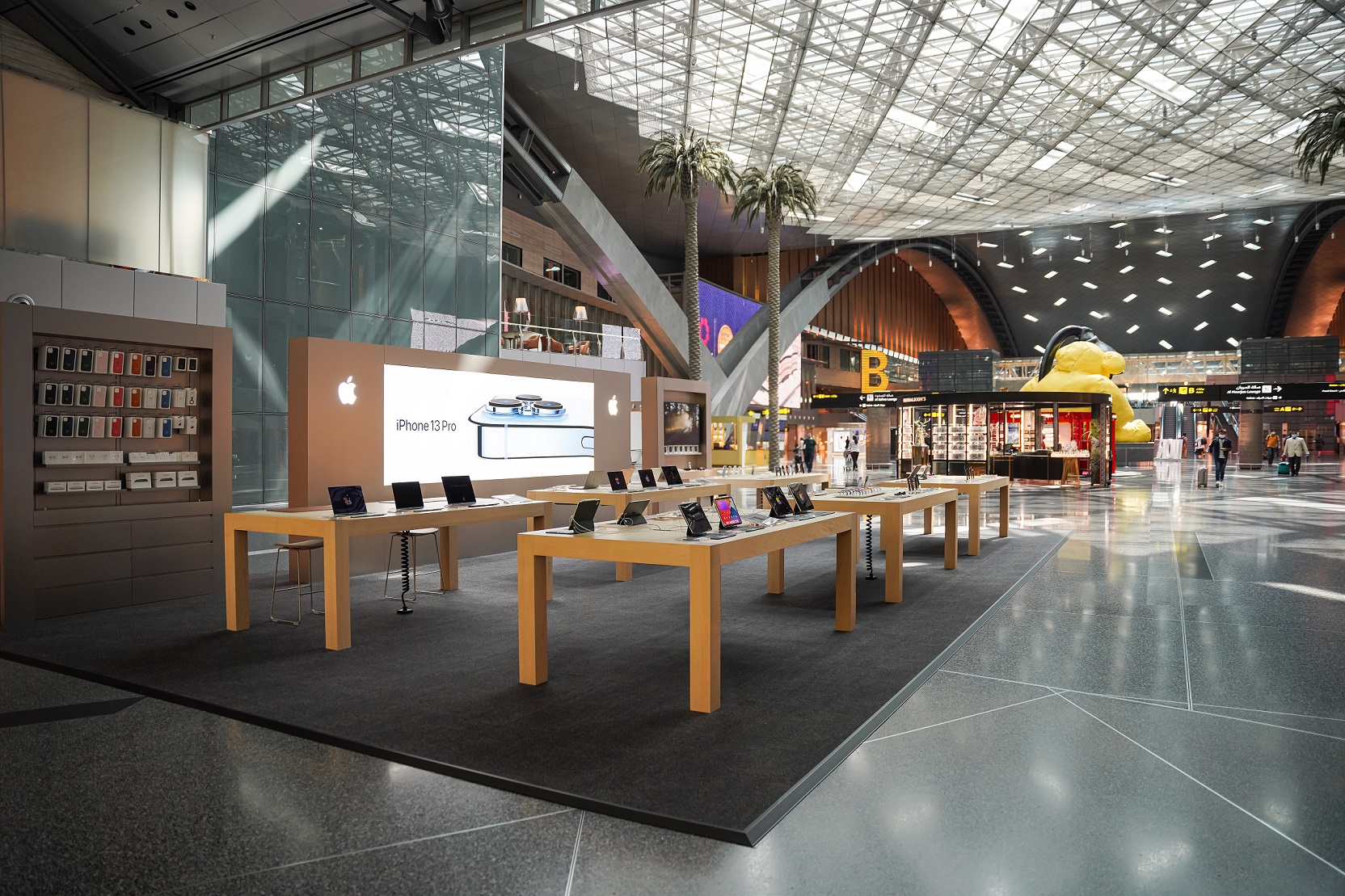 Qatar Duty Free opens Apple Store at Hamad International Airport : The ...