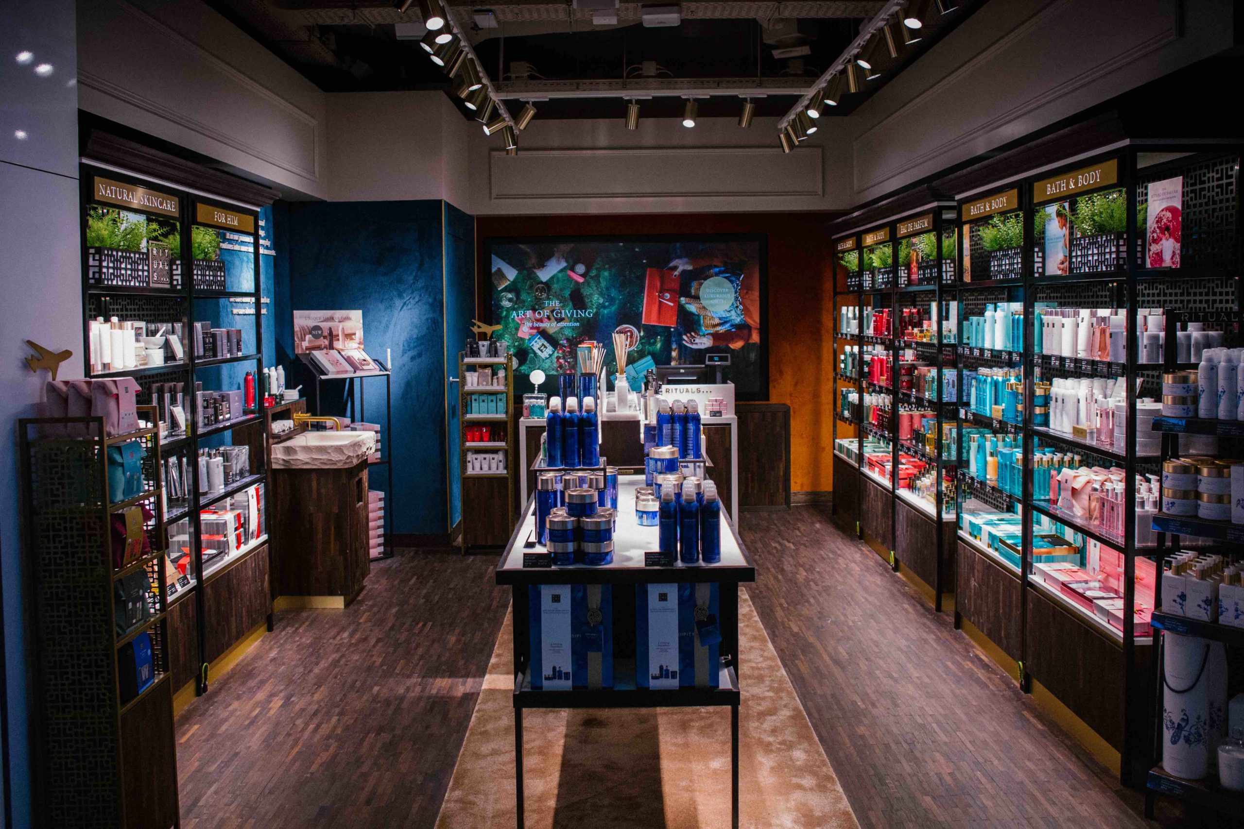The Art of Giving: Rituals opens new store and runs annual festive ...