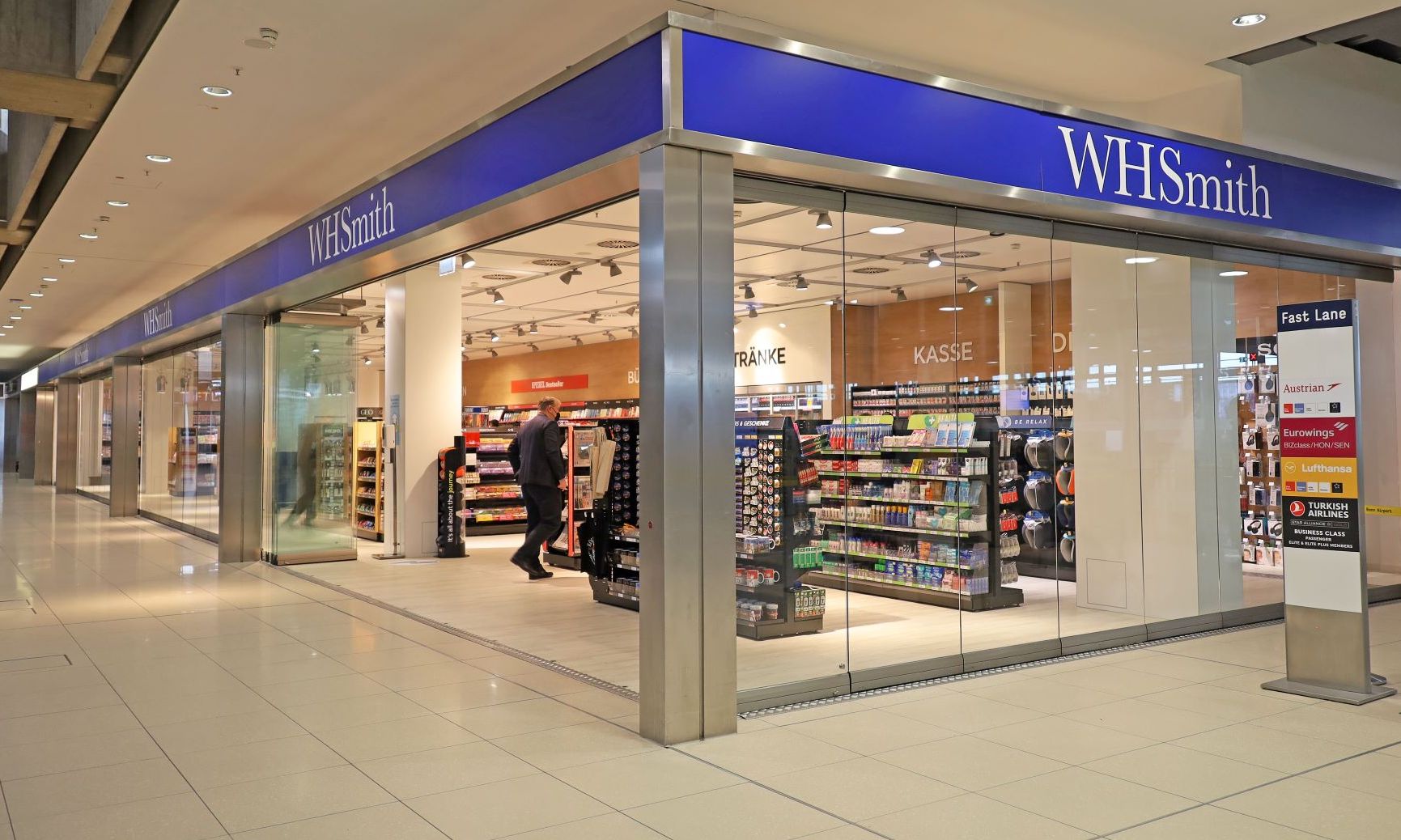 WHSmith unveils first store at Cologne Bonn Airport : The Moodie Davitt ...
