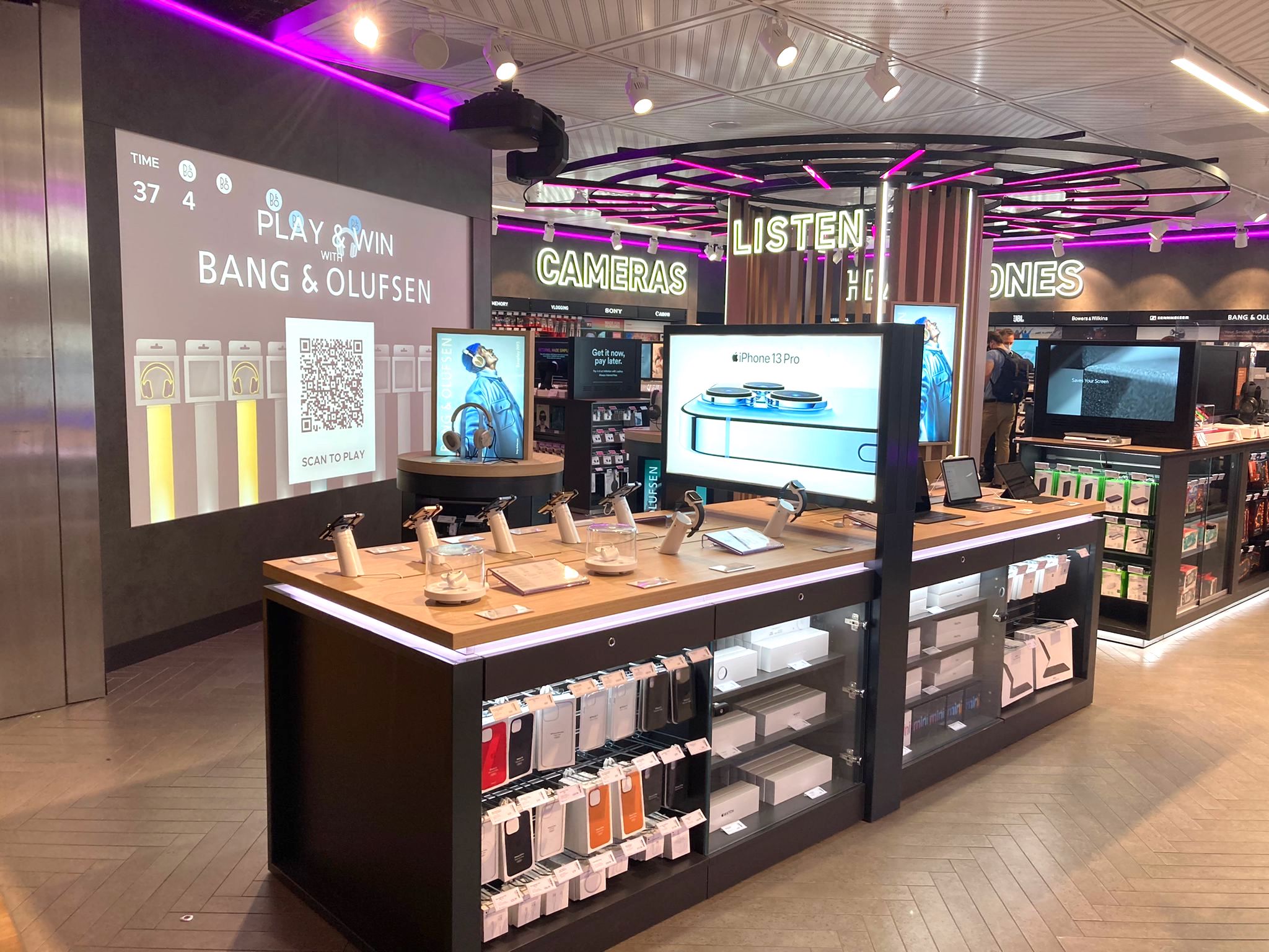 InMotion opens consumer technology store at Heathrow T3 : The Moodie ...