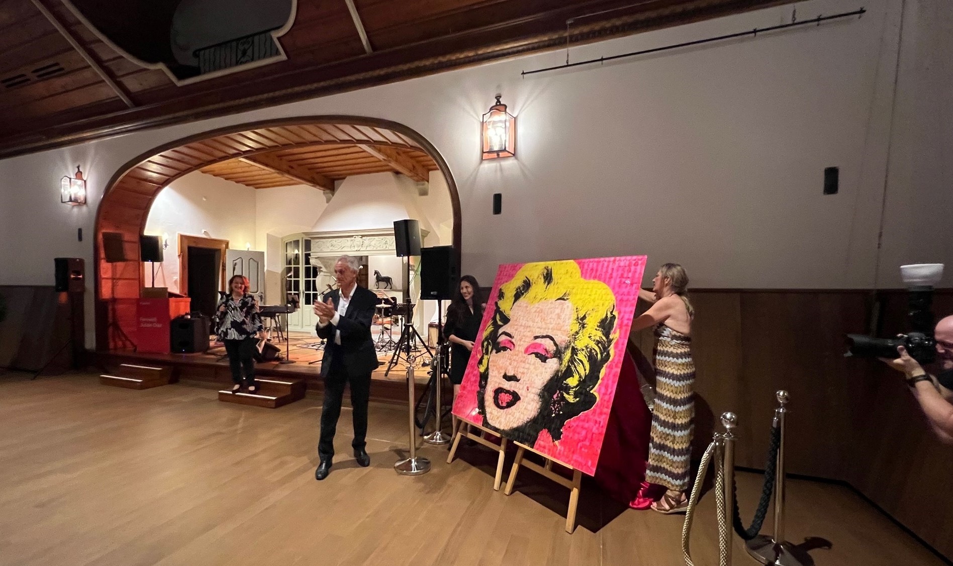 Bidding a fond farewell to Julián Díaz : The Moodie Davitt Report -The ...