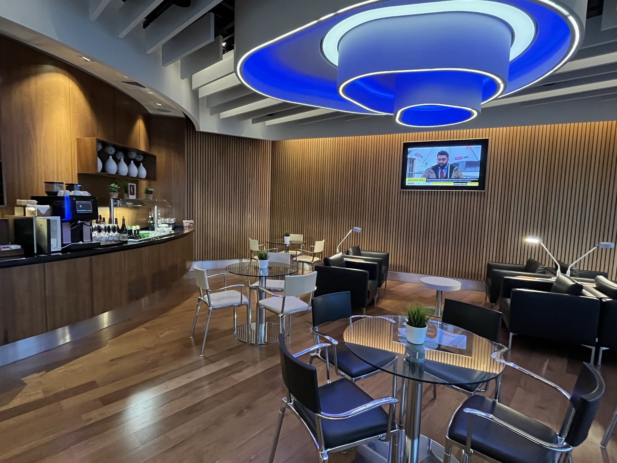 Plaza Premium Group opens Blush Lounge at London Heathrow T4 : The ...