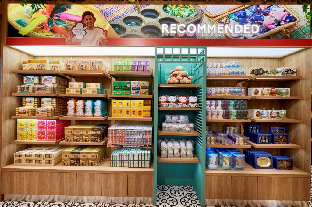 Lagardère Travel Retail reveals new Discover concept store at Singapore ...