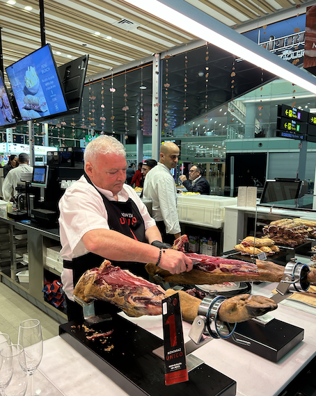 Areas opens flagship Sibarium Delicatessen at Barcelona Airport T1 ...