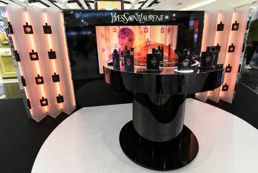 L’Oréal and Dufry team up to launch Black Opium Le Parfum with ...
