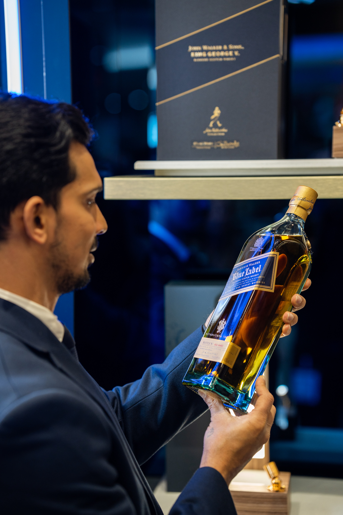 On location: Diageo Global Travel launches luxury Johnnie Walker shop-in-shop with World Duty ...