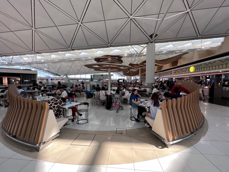 Images of the Day: Food for (positive) thought at Hong Kong Airport : The Moodie Davitt Report ...