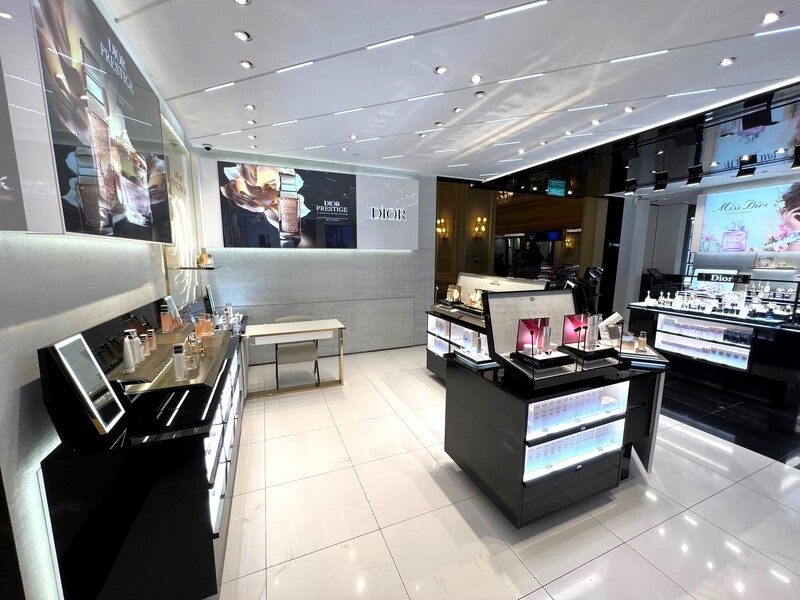 Images of the Day: Dior and DFA wow in Macau : The Moodie Davitt Report ...